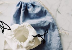 Apa Itu Drawstring Bag, Bahan, dan Fungsi Pemakaiannya