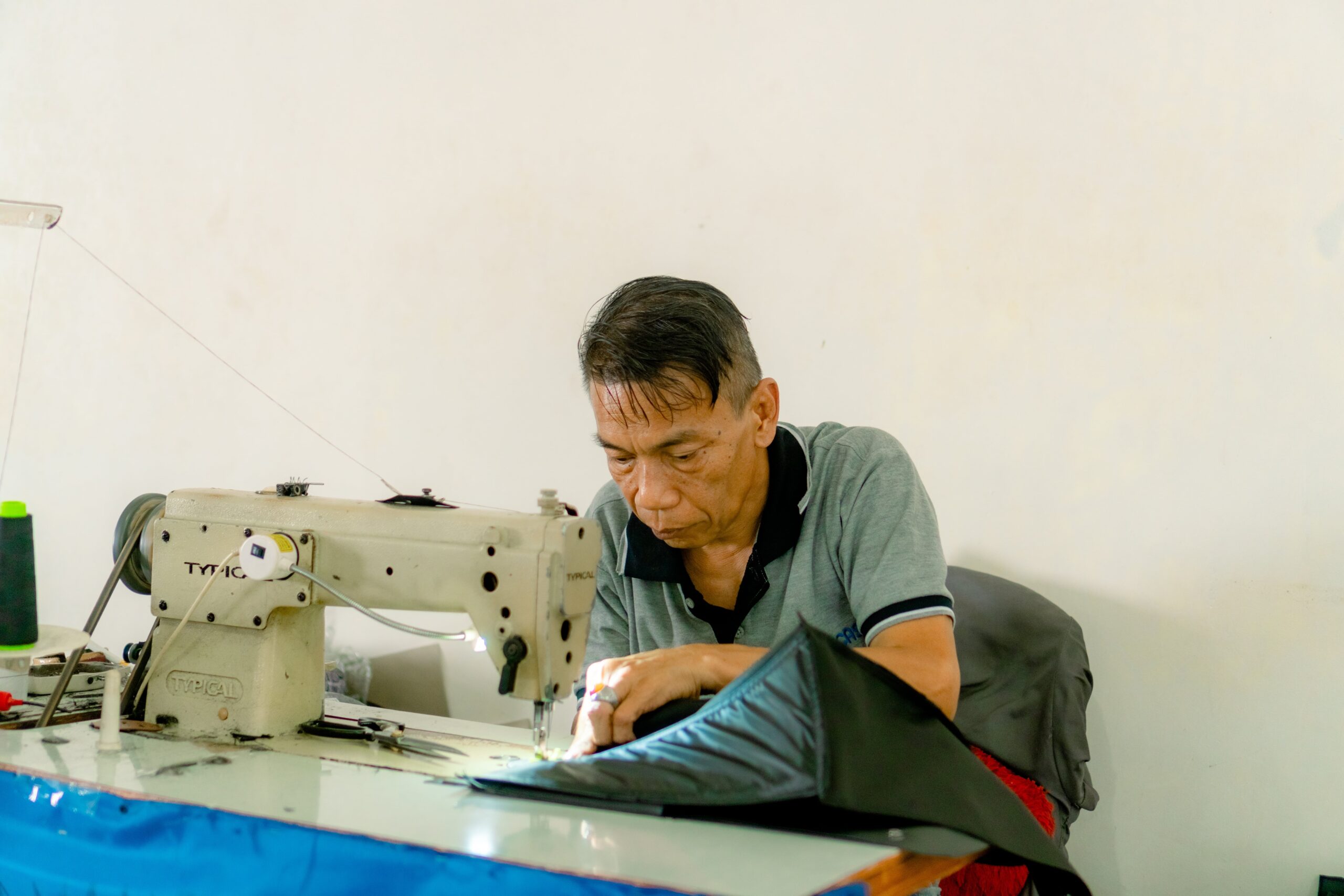 Konveksi Seragam Kerja Tangerang – Solusi Seragam Profesional & Custom ...